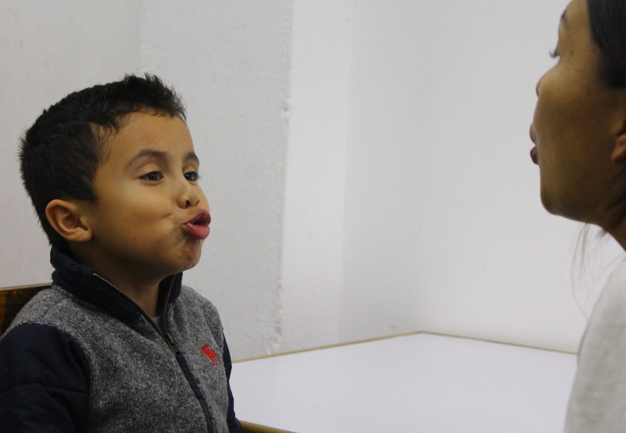 La imitación: una llave para el aprendizaje del lenguaje - Fundacion Waybi